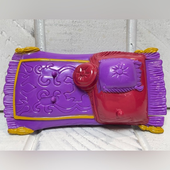 Disney | Toys | Disney Aladdin Magic Carpet Pullback Roll Burger King ...